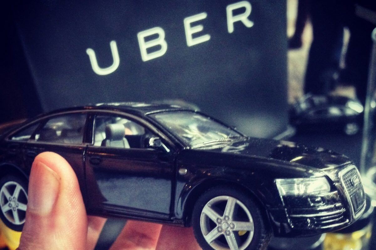 Manazava ny Uber hoe: inona no dikan'ny fitsipika Black Taxi