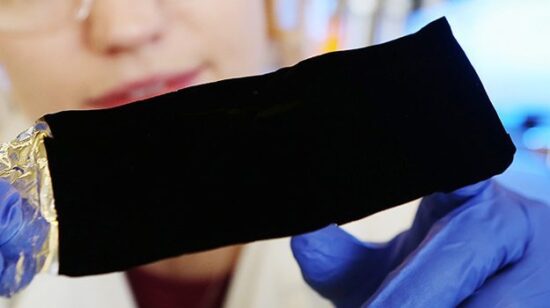 Vantablack: material mais preto que o preto reflete 0,035% luz