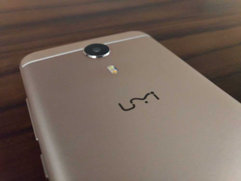 レビュー：費用対効果の高い仲介業者であるUMI Plus