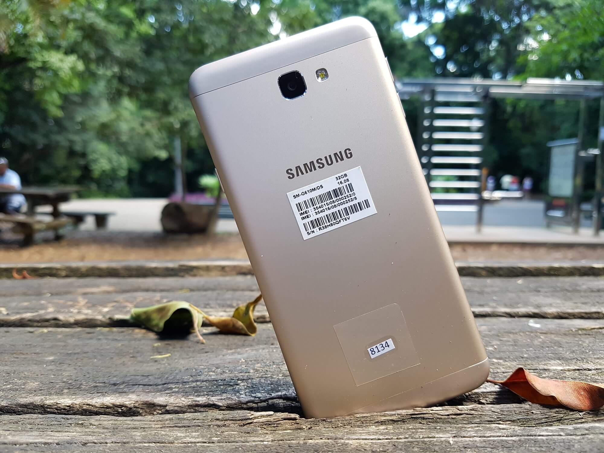 Review: Galaxy J7 Prime, um intermediário com cara premium