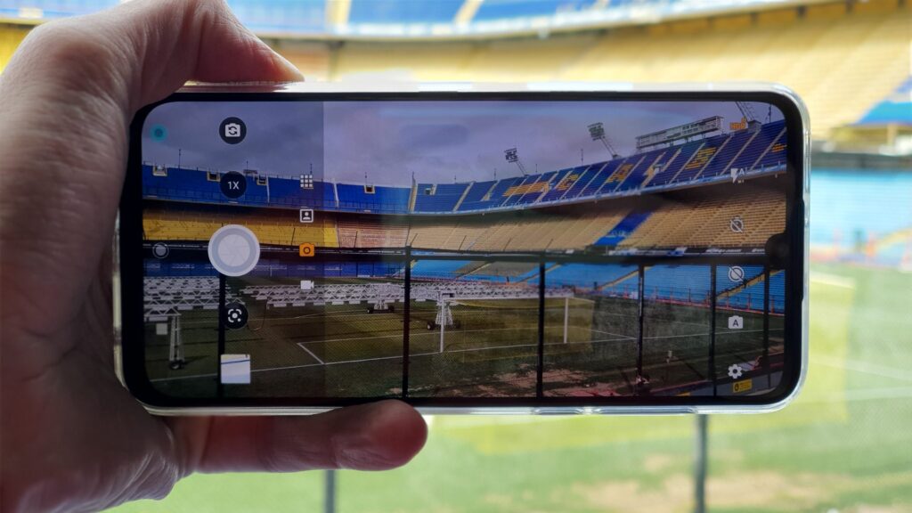 Motorola One Zoom é lançado com quatro câmeras e zoom híbrido de 10x
