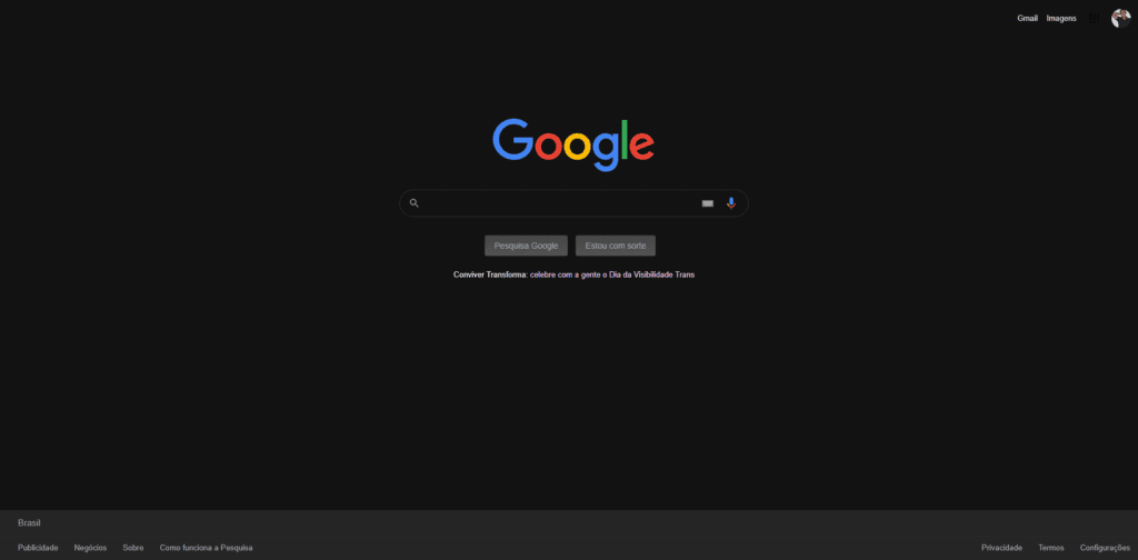 Saiba como ativar o modo escuro em qualquer site