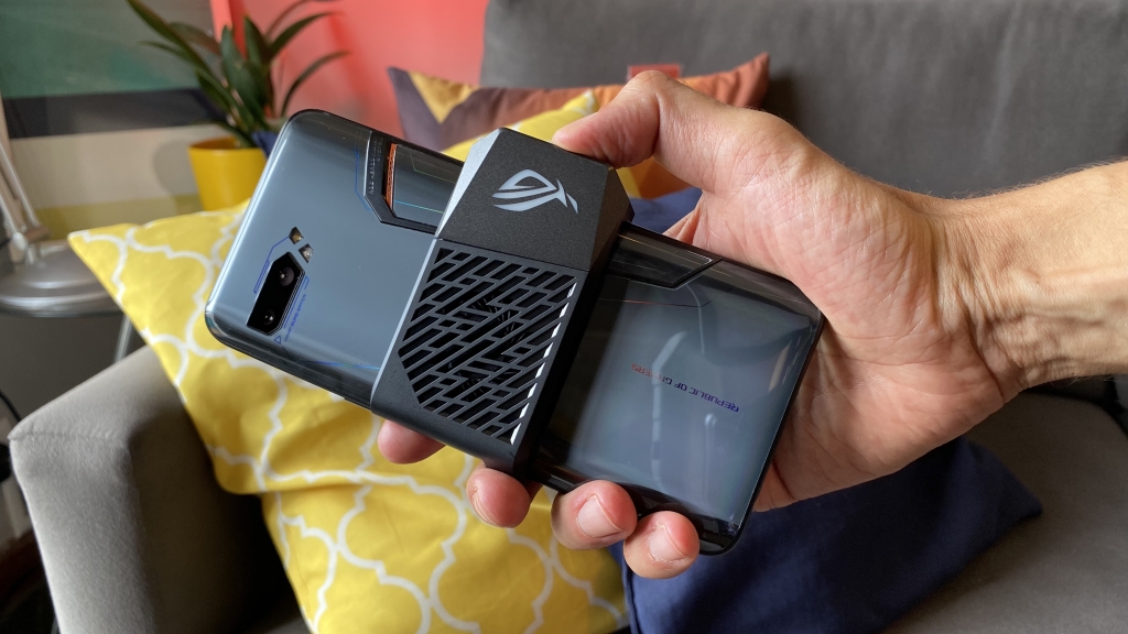 REVIEW: ROG Phone 2 é mais do que um ótimo smartphone gamer