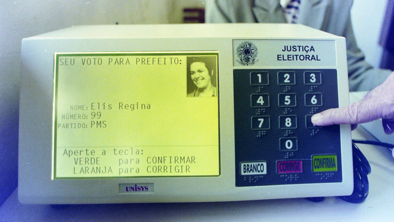 A história da urna eletrônica brasileira