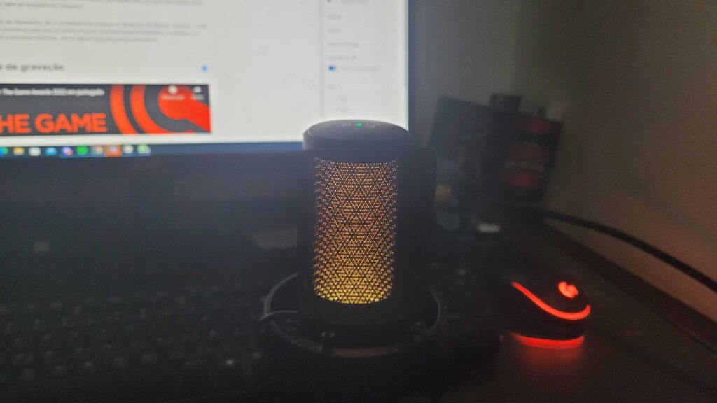 REVIEW: Finfine Ampligame A8 é um ótimo custo-benefício para streamers