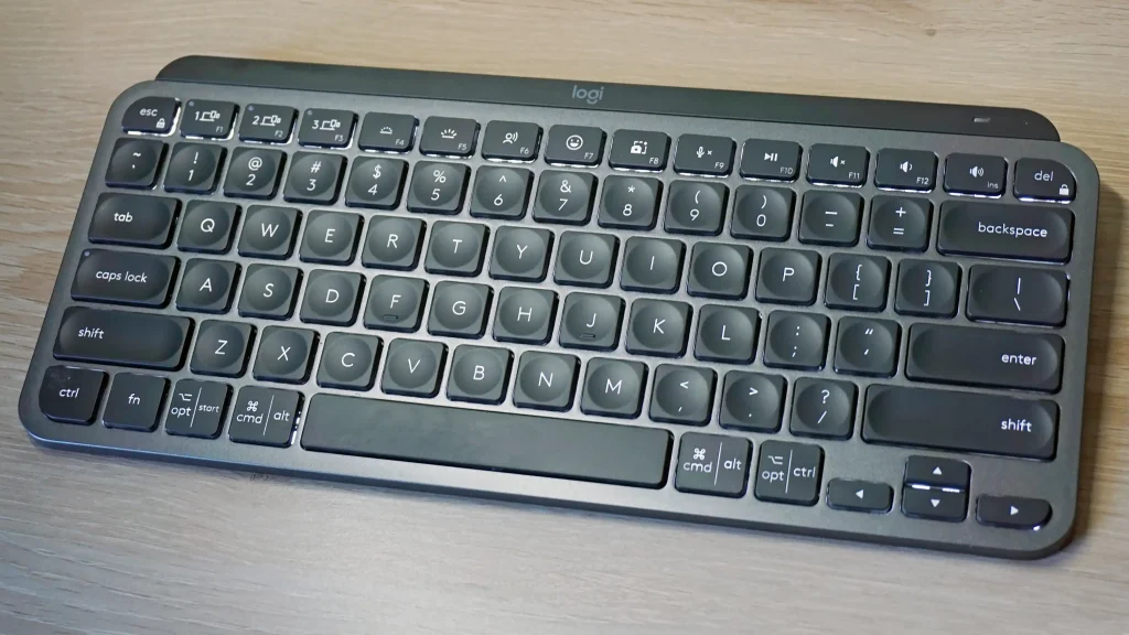 COMPARISON: MX Keys S keyboards vs. Logitech MX Keys Mini