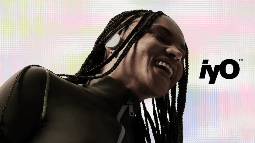 Iyo One 是一款可以作為耳機佩戴的人工智慧計算機