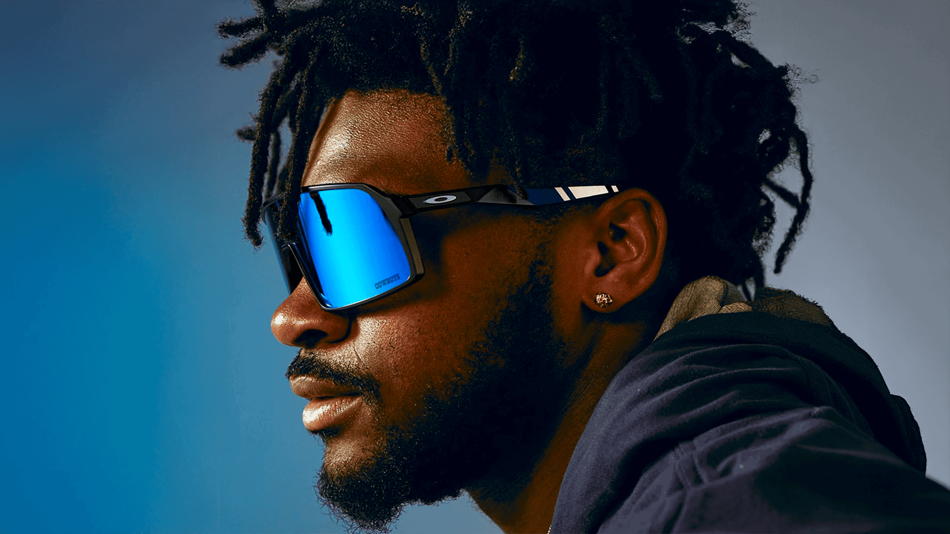 Meta to launch smart glasses with Oakley