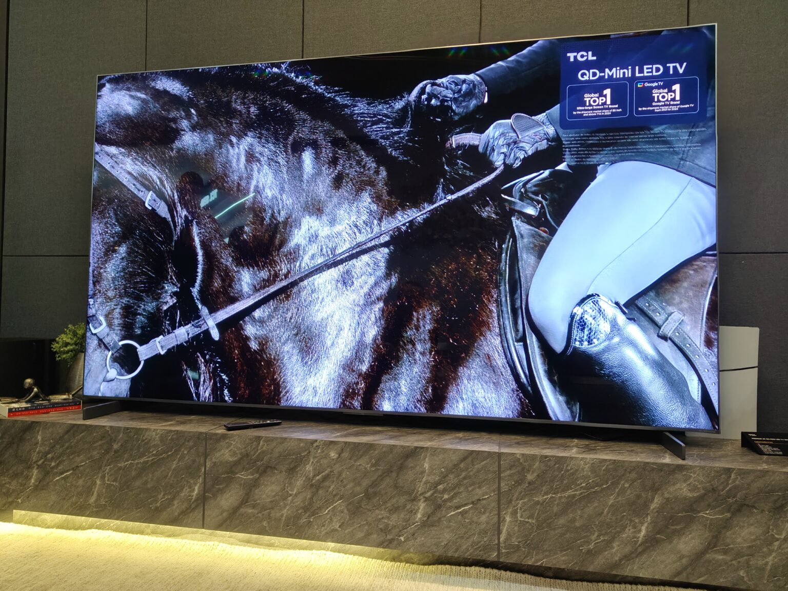 Veja as vantagens da smart TV TCL PREMIUM 4K QD-Mini LED C8K